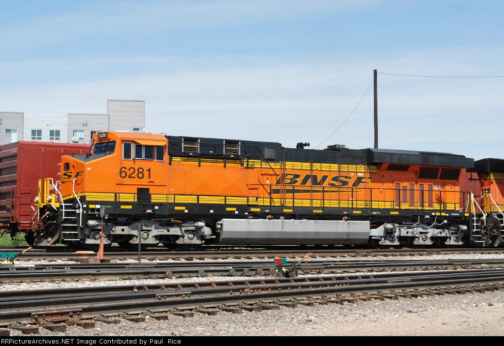 BNSF 6281
